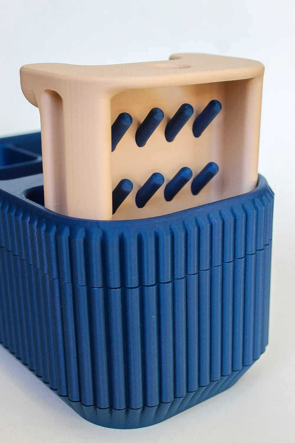 Esp 32 powered jewelry box - Free 3D Print Model - MakerWorld