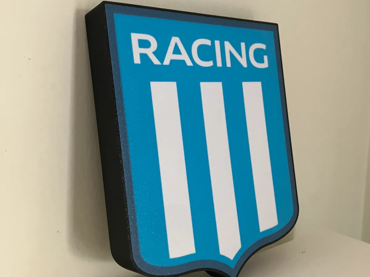Escudo Racing - Free 3D Print Model - MakerWorld