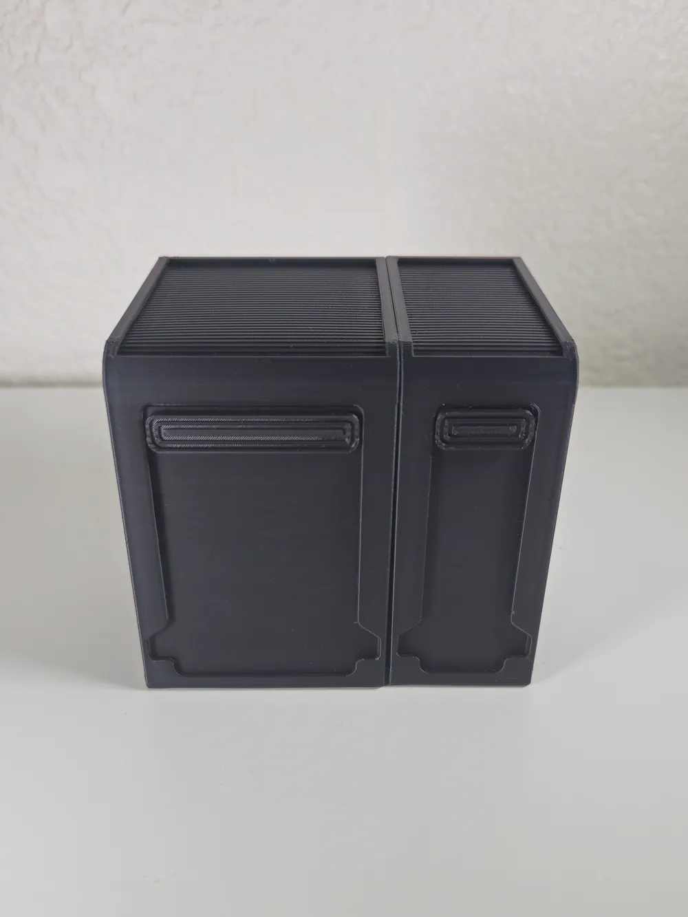 Sliding Deck Box (No Glue)-Up to 100 Sleeved Card - Free 3D Print Model ...