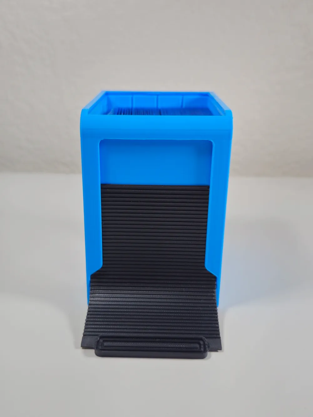 Sliding Deck Box (No Glue)-Up to 100 Sleeved Card - Free 3D Print Model ...
