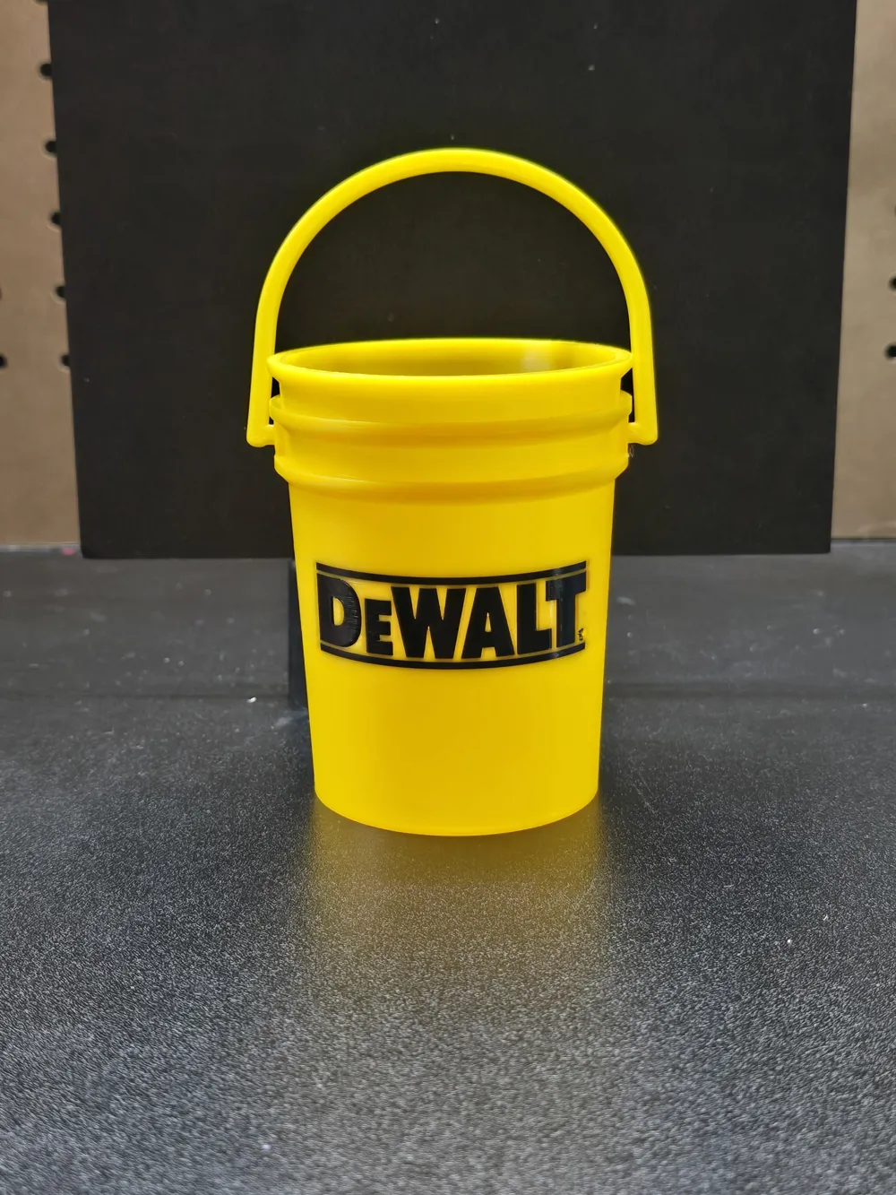Mini Dewalt Tool Bucket by soric23 by Soric23-D MakerWorld: Download ...