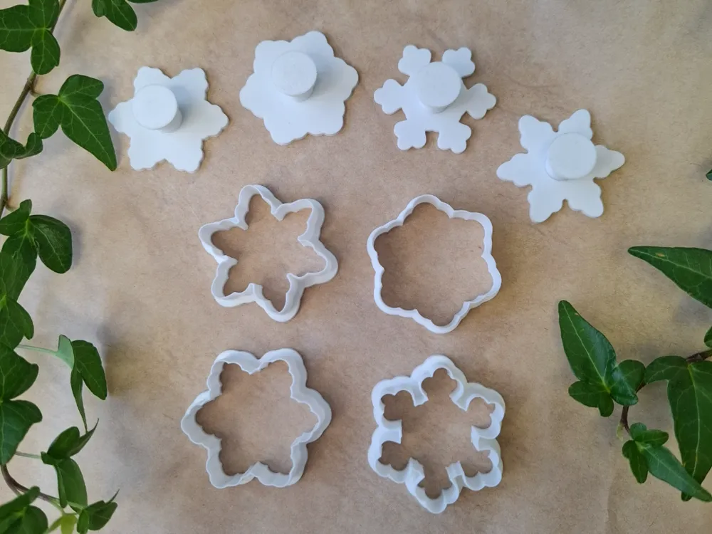 Snowflake Cutter Set – 4 Sizes (30/40/50/75 mm) - Free 3D Print Model ...