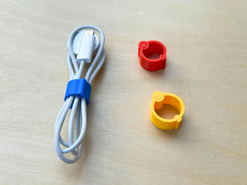 Cable Organizer / Snap Cable Clip - Print in place by TuTu MakerWorld ...