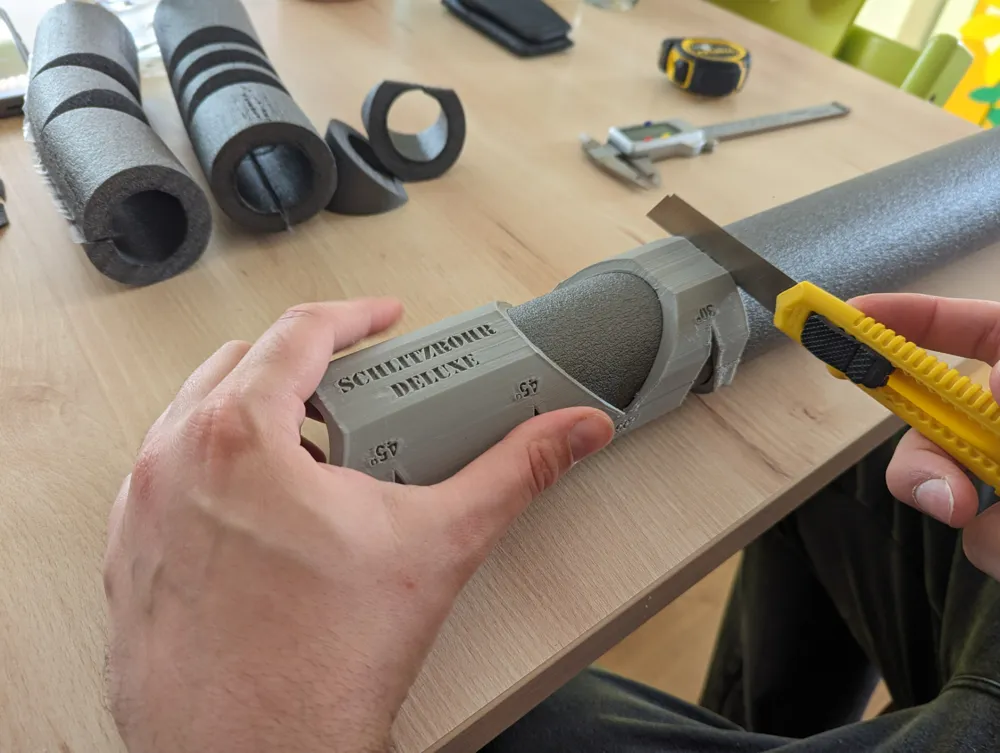 Schlitzrohr Deluxe (pipe insulation cutter) by ReinAir - MakerWorld