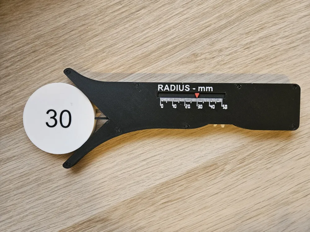 Sliding 1:1 Radius Measurement Tool by vvj21 MakerWorld: Download Free ...