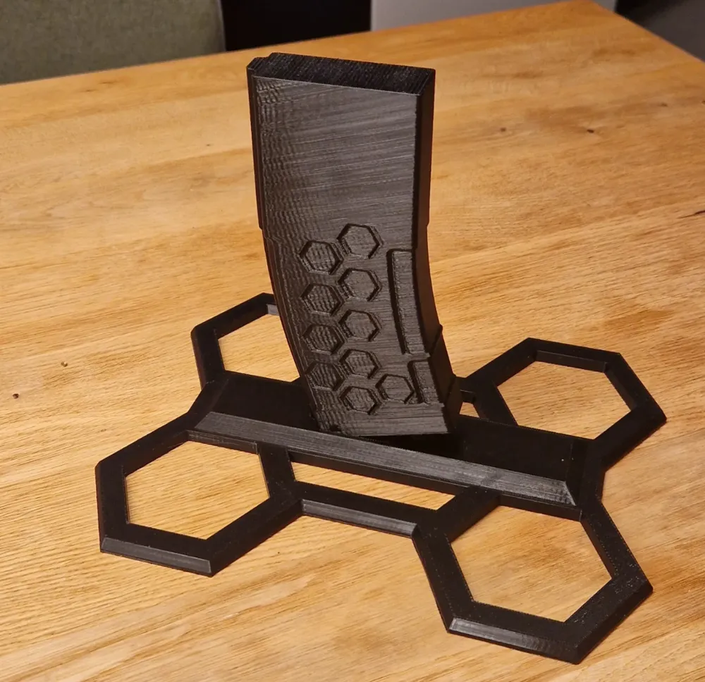 AR15 Weapon Stand Airsoft Weapon Stand - Free 3D Print Model - MakerWorld