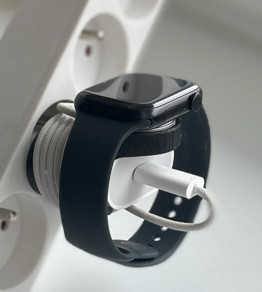 Apple Watch "WALL" charger by Aleš Urbánek - MakerWorld