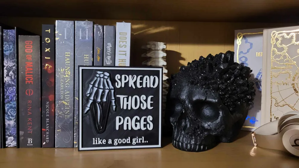 Bookshelf Sign - Spread those.. (Multi. Options) - Free 3D Print Model ...