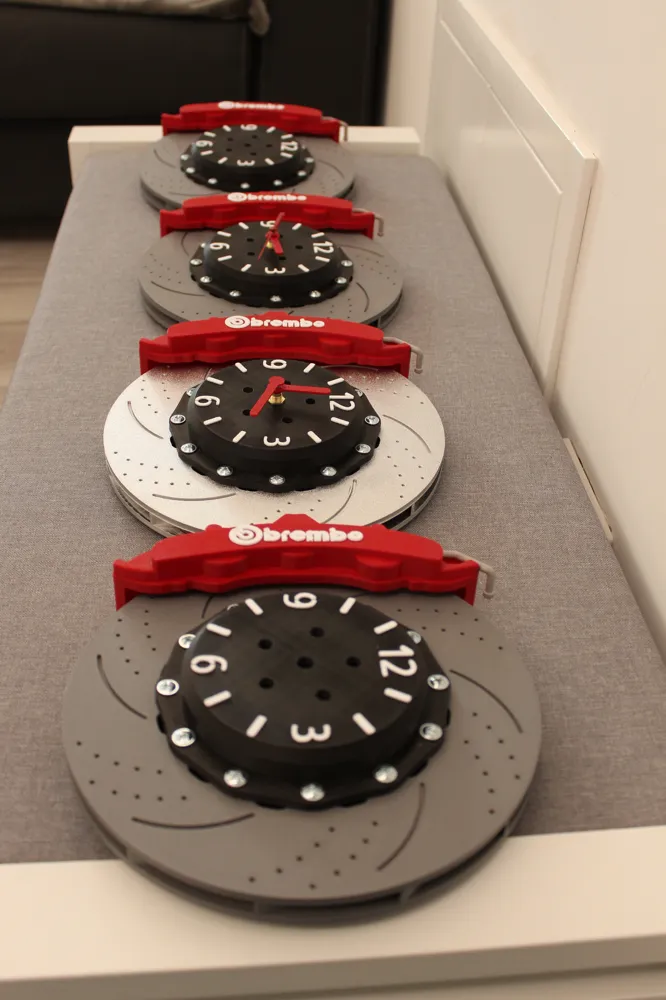 Brembo Brake Rotor Clock by EmaCosma06 MakerWorld: Download Free 3D Models