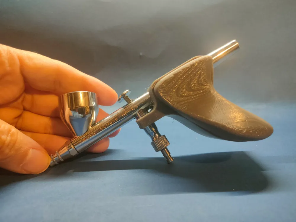 airbrush ergonomic grip by Izzodesign74 MakerWorld: Download Free 3D Models