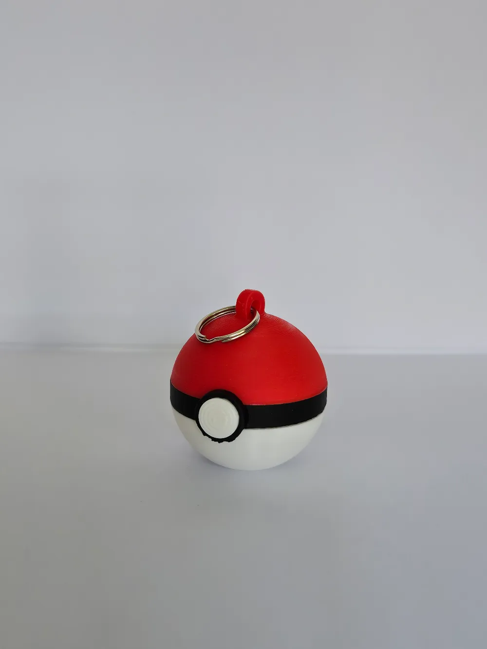 Pokeball pillbox by sweetboi - MakerWorld