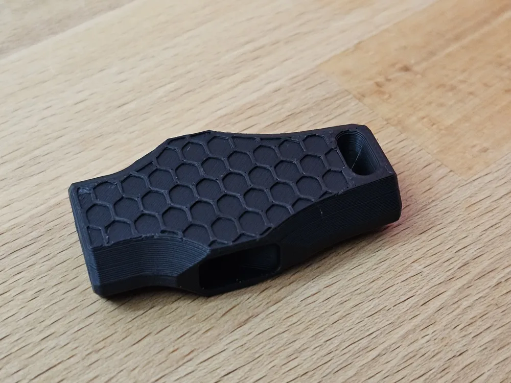 THE CIRCLE WHISTLE - AND HEXA by The Big Greek MakerWorld: Download ...