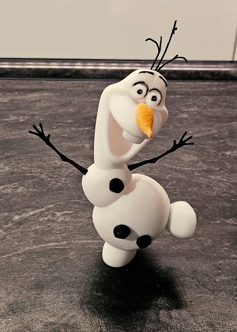 Olaf the Snowman Remixed by Pixel to Plastic - MakerWorld