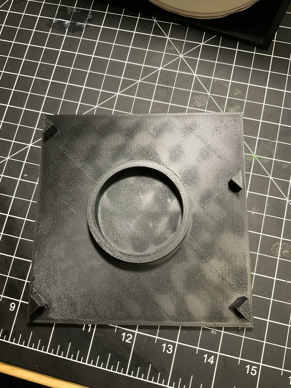 Sticker Roll Holder/Dispenser Remixed by Dan203 - MakerWorld