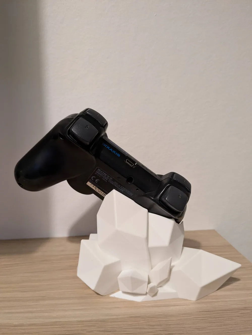 Playstation 3 Controller Stand/Sixaxis Crystal by Draahl - MakerWorld