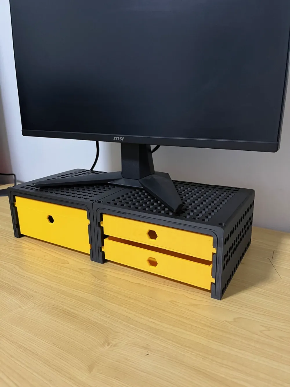 Modularer Monitorständer mit Schubladen! – Kostenloses 3D-Druckmodell ...