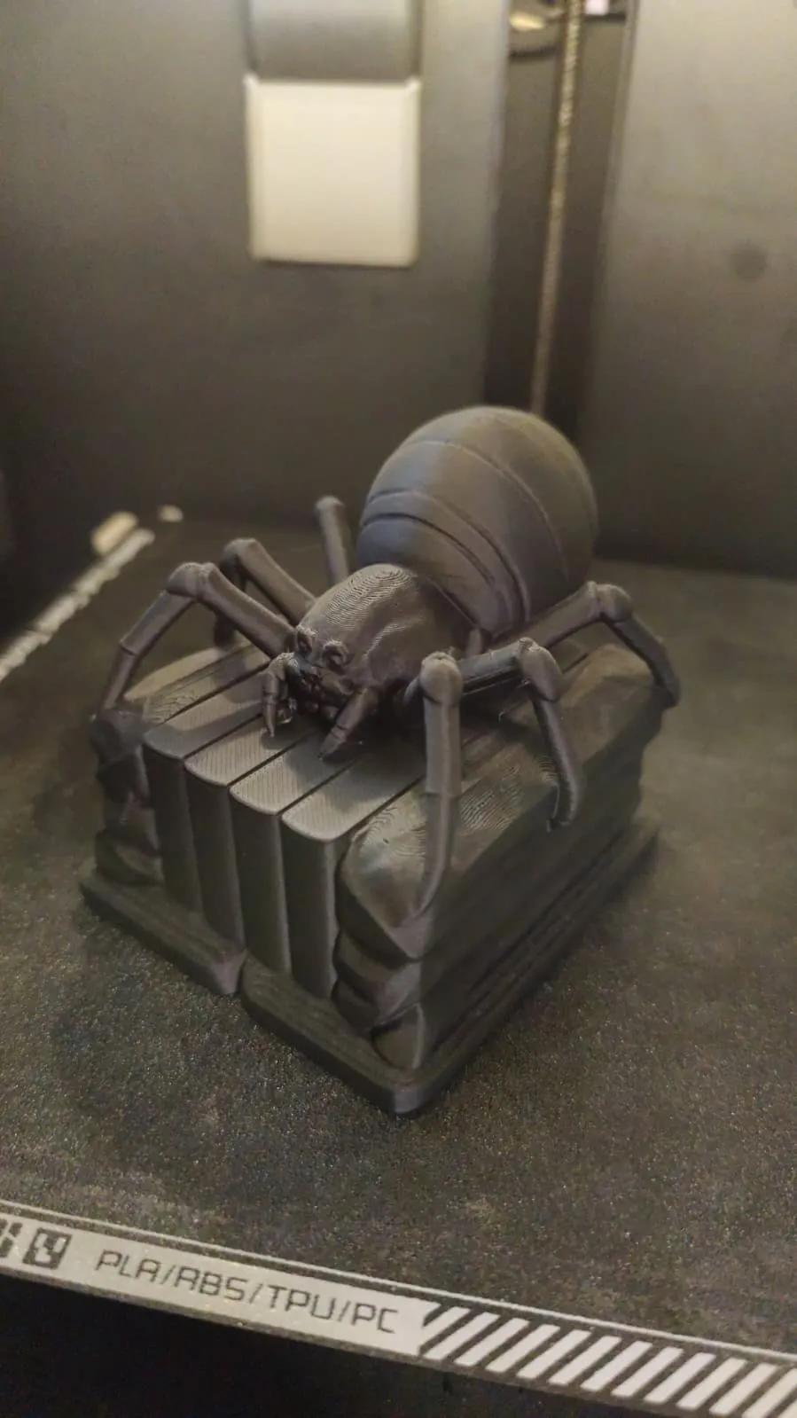 Shelob Bookend – The Lord of the Rings - Free 3D Print Model - MakerWorld