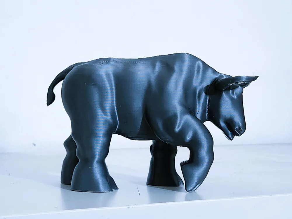 Bull sculpture Botero style by dubmehard - MakerWorld