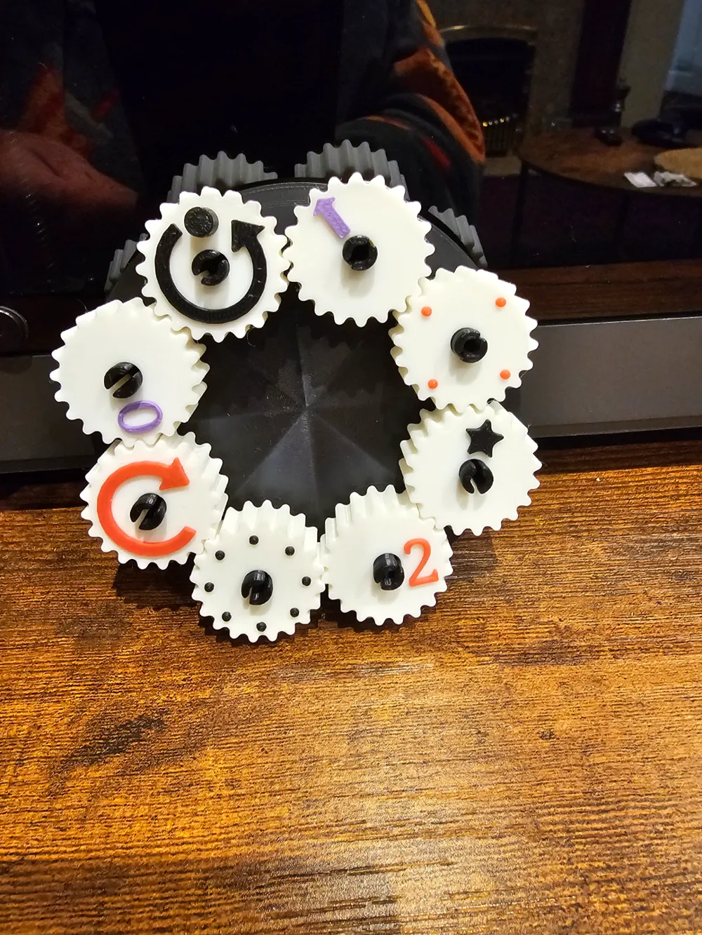 Customizable Cogs fidget toy by john nixon - MakerWorld