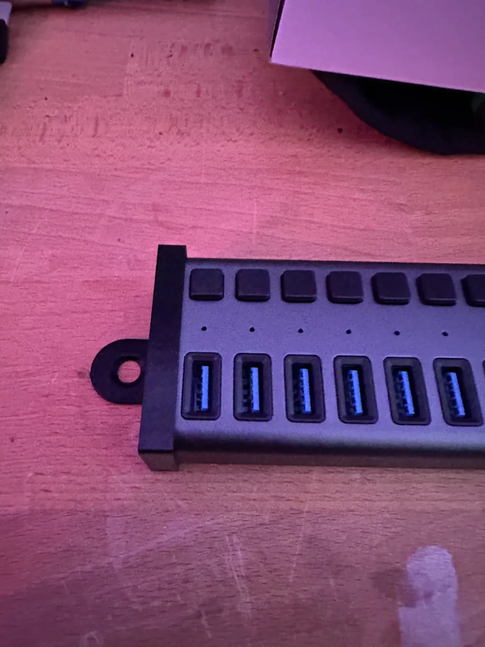 Sabrent 16 Port Simrig Holder by KingCJ - MakerWorld