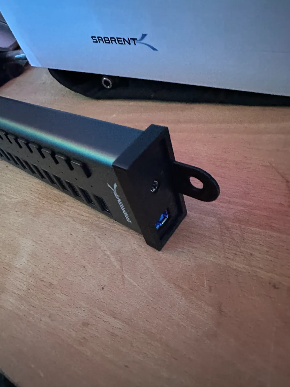 Sabrent 16 Port Simrig Holder by KingCJ - MakerWorld