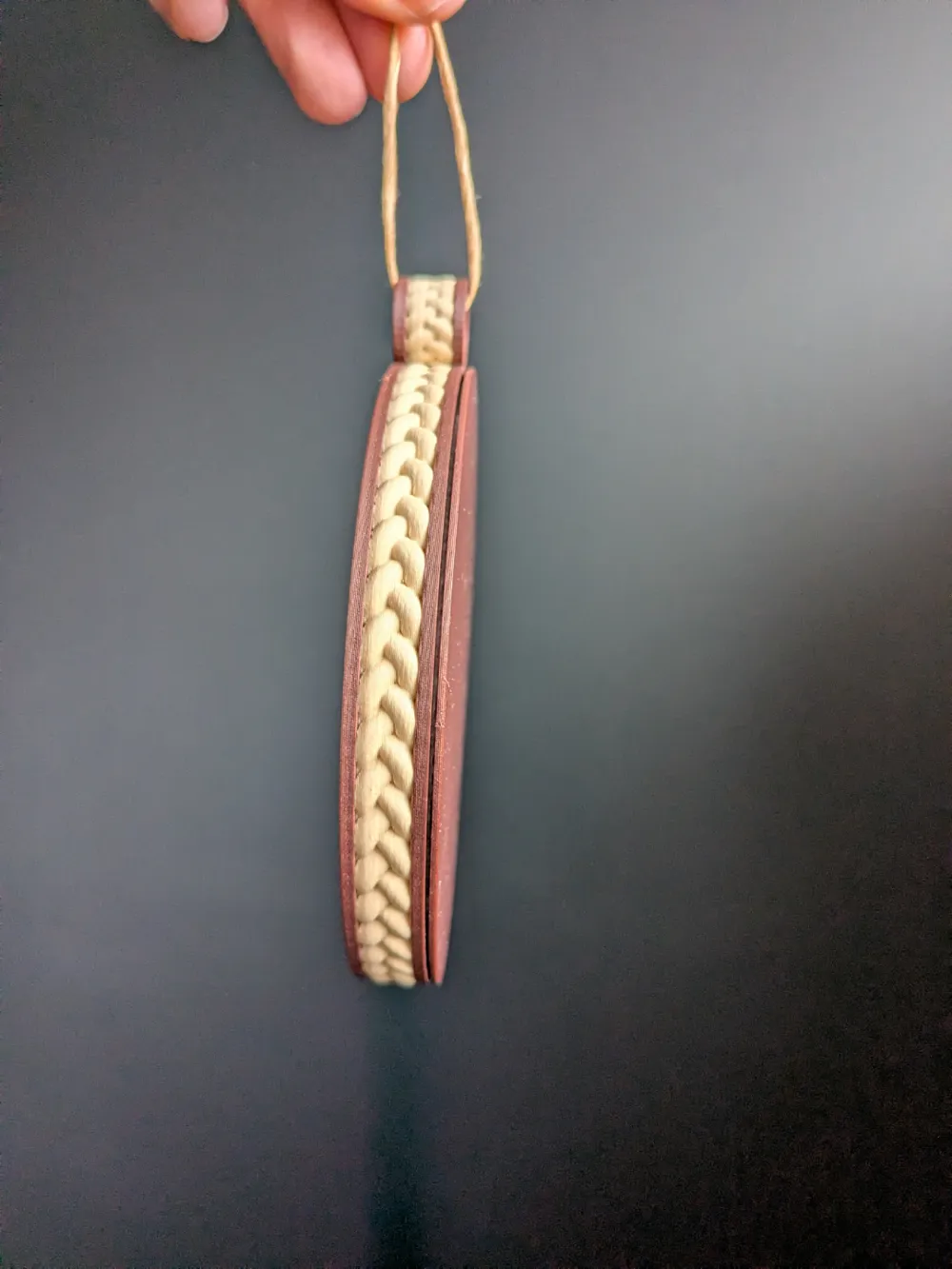 Braided Embroidery Hoop Ornament - Free 3D Print Model - MakerWorld