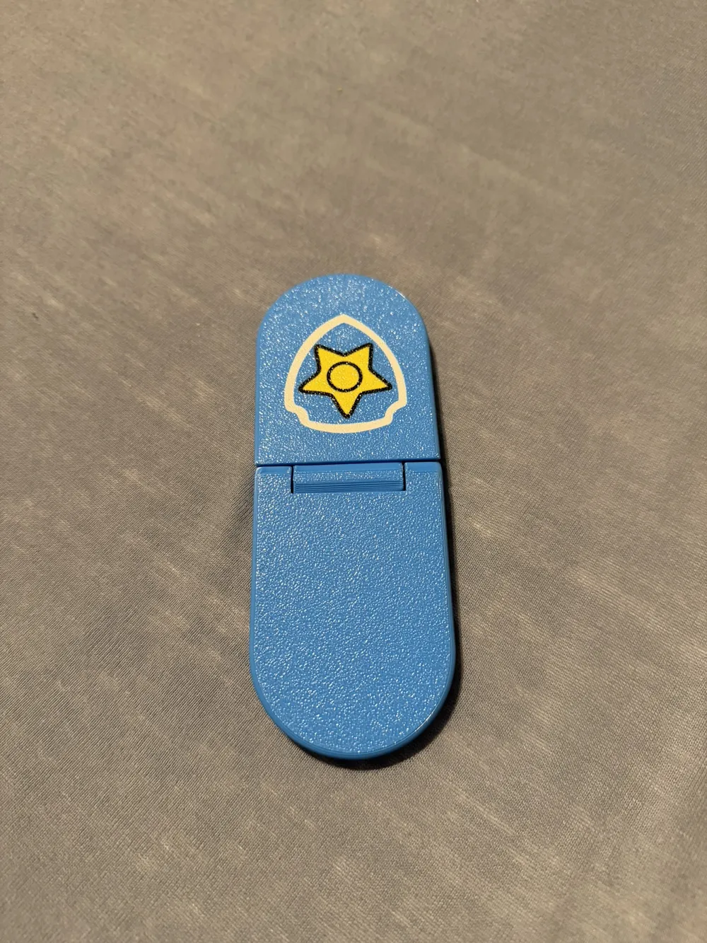 Paw Patrol Toy Flip Phone - Free 3D Print Model - MakerWorld