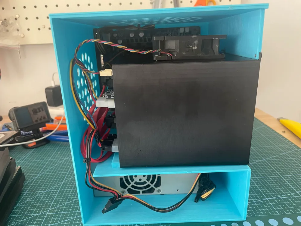 Generic NAS Standard Chassis by 耶斯特得 MakerWorld: Download Free 3D Models