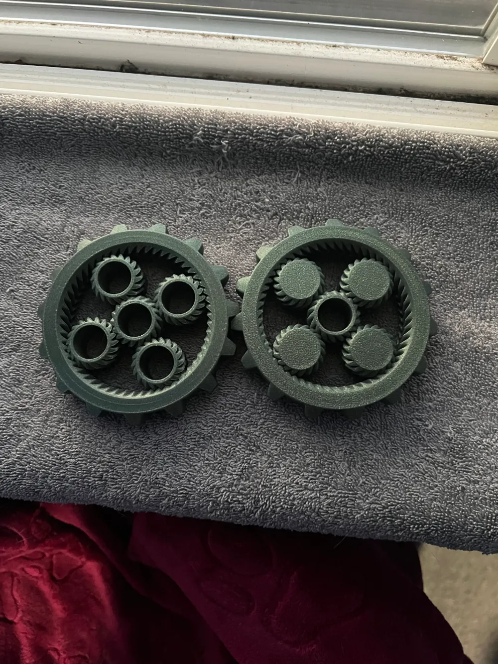 Planetary/Gear Spinner/Fidget Toy V4 by CrownWalker - MakerWorld