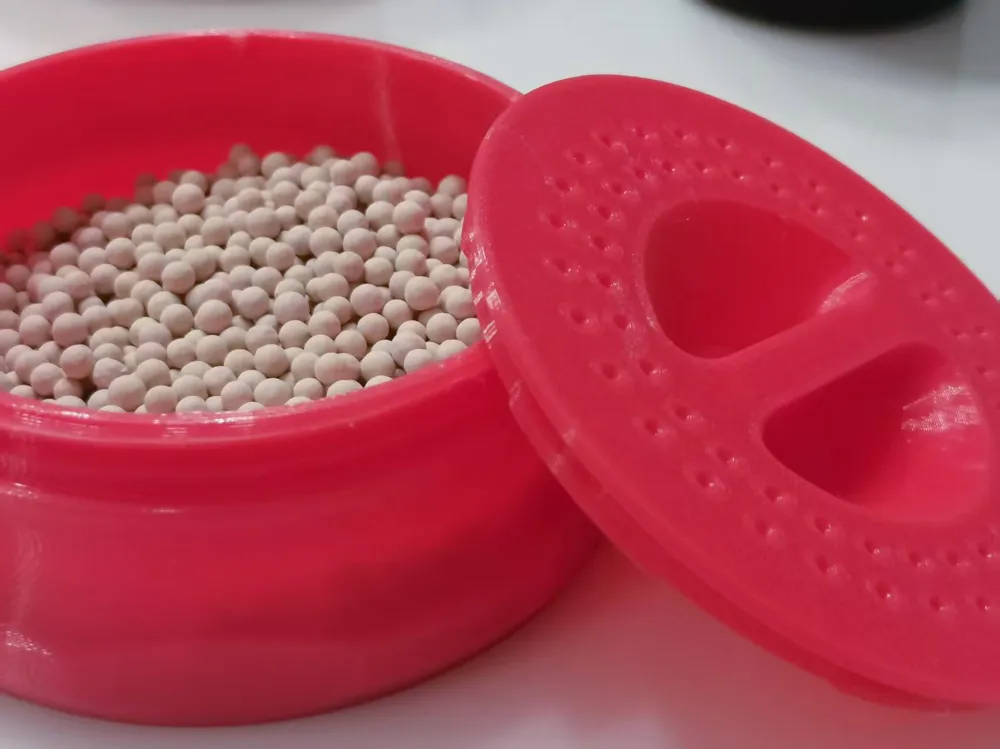 Lens Dry Box - Free 3D Print Model - MakerWorld