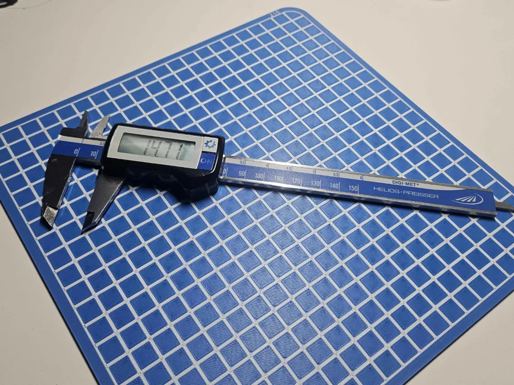 Measuring mat 210mm x 210mm by ItsJustWolff - MakerWorld