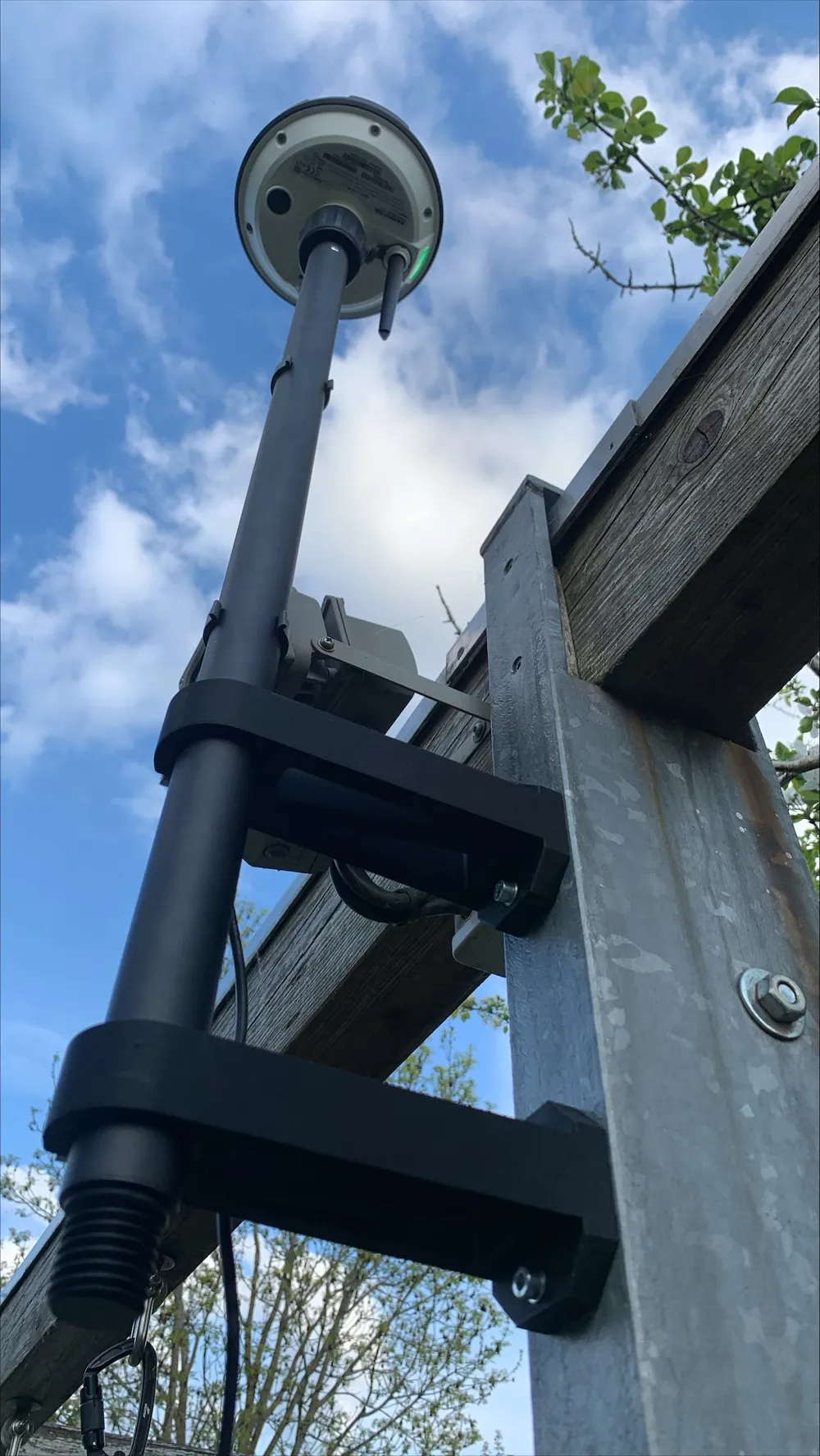 Mammotion RTK Antenna Mount or Ø 30 tube Mount by H4DeS MakerWorld ...