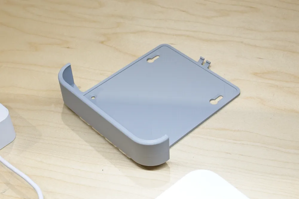 Cloud Gateway Max (and Ultra) Wall-Mount Bracket by Adrian MakerWorld ...