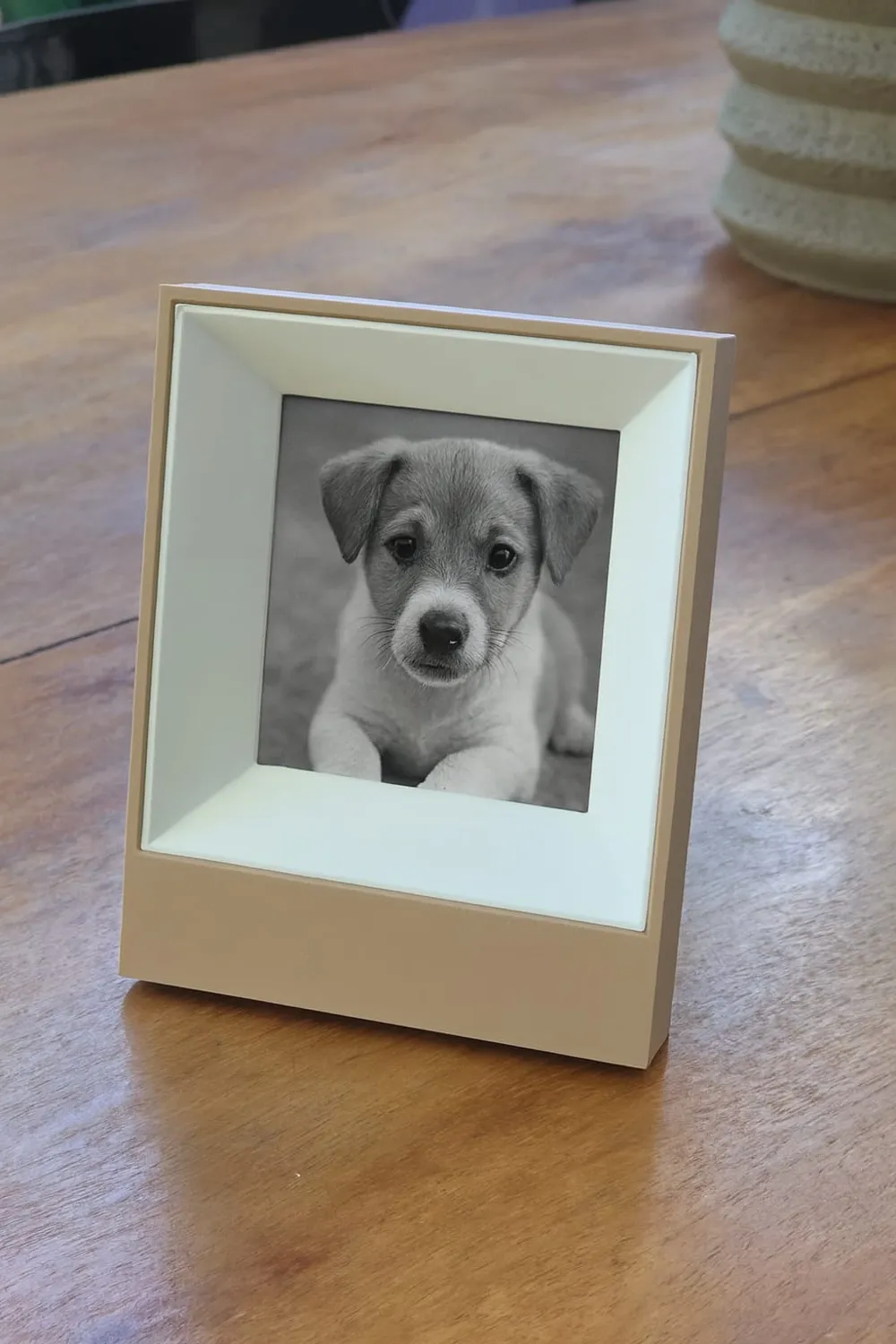 Photo Frame - Minimal Glow Frame - Free 3D Print Model - MakerWorld