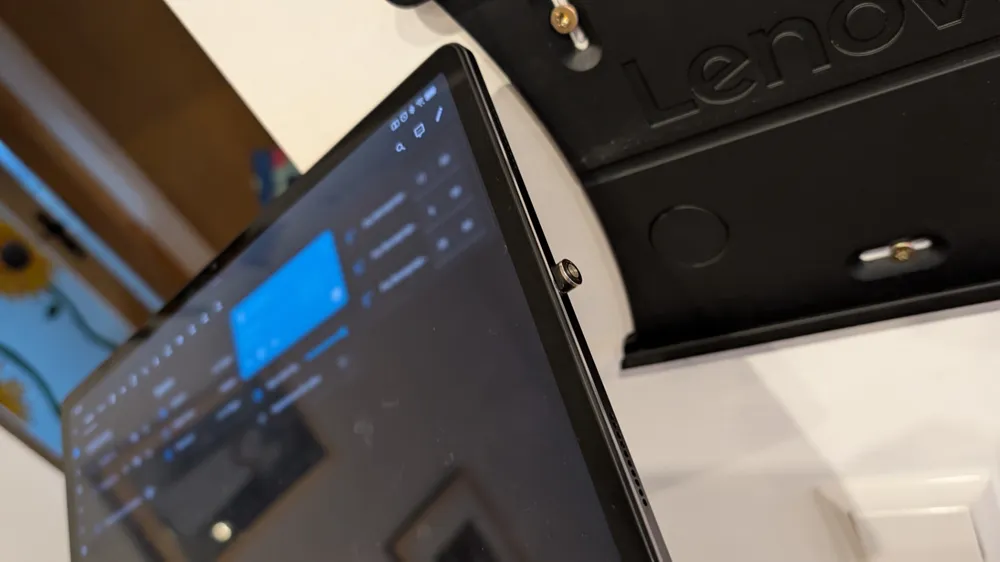 Lenovo Tab P12 Wall Mount by GyroGearl00se MakerWorld: Download Free 3D ...