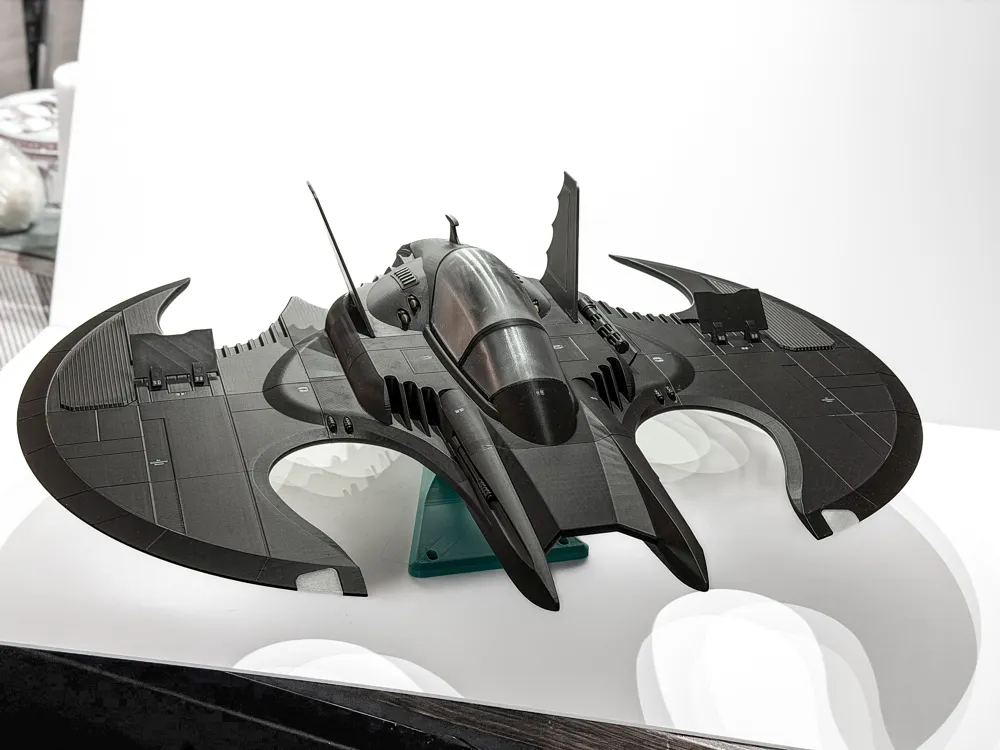 "89 Batwing - movie accurate edition - Free 3D Print Model - MakerWorld