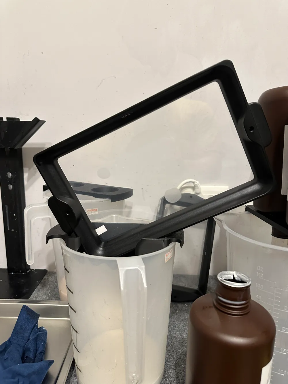 Tank resin collector (with 3L cold water bottle)料槽樹酯收集器配合3L冷水壺使用 by ...