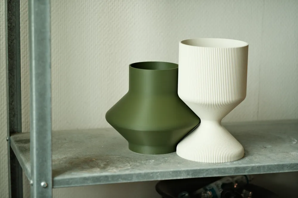 Set of modern vases/pots by Adam MakerWorld: Download Free 3D Models