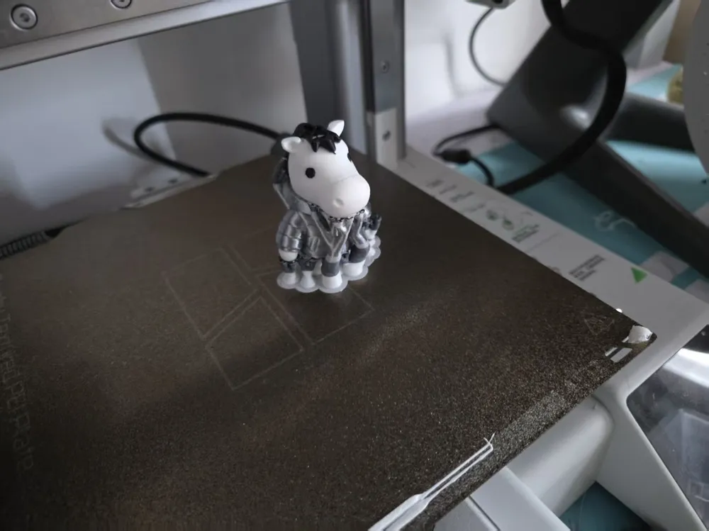 Down-Jacket Horse - Free 3D Print Model - MakerWorld