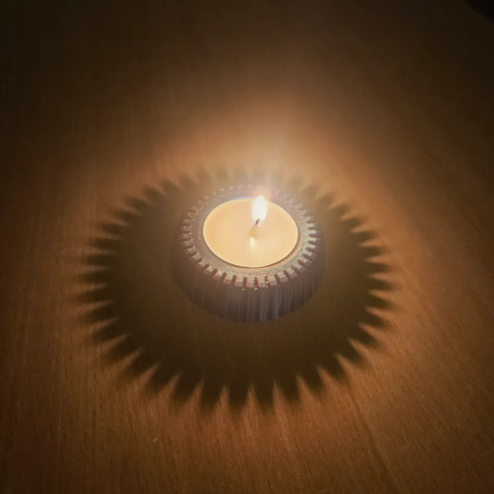 Modern tea light with star shadow by danshti - MakerWorld