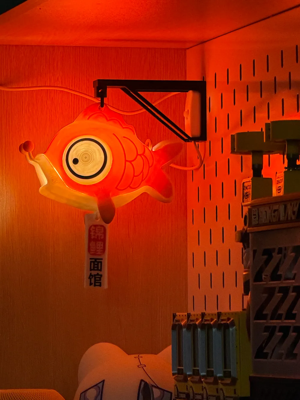 [Zenless Zone Zero] Koi Fish Lantern | Golden Filament Day Lighting ...