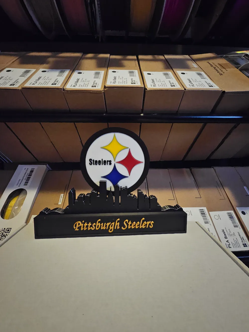 Pittsburgh Steelers with skyline of Pittsburgh NFL - Free 3D Print ...
