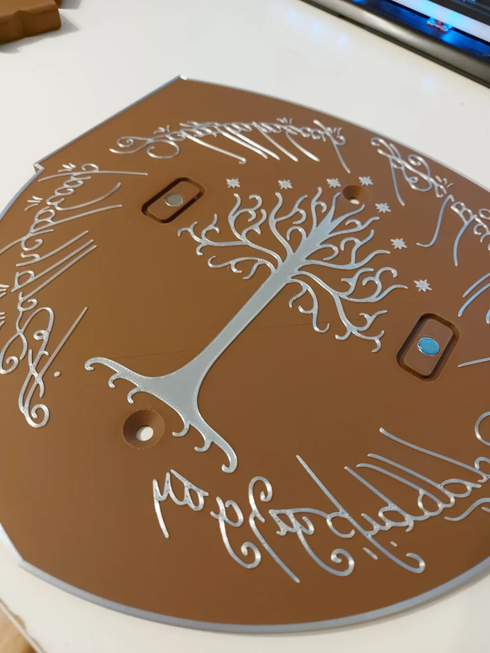 Gondor shield sword stand LOTR - Free 3D Print Model - MakerWorld