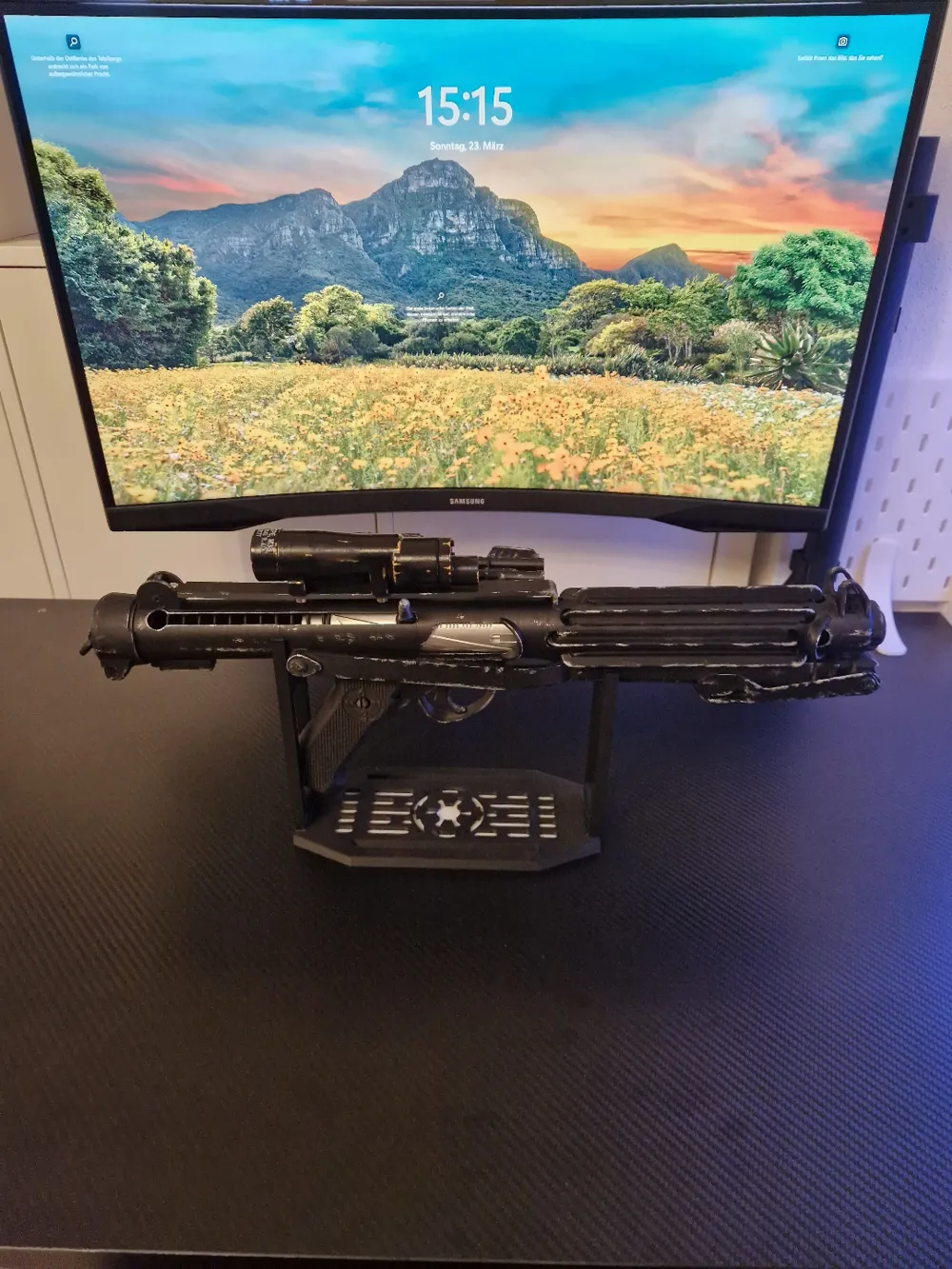 E-11 Blaster Display Stand Remixed by essential_movie_props MakerWorld ...