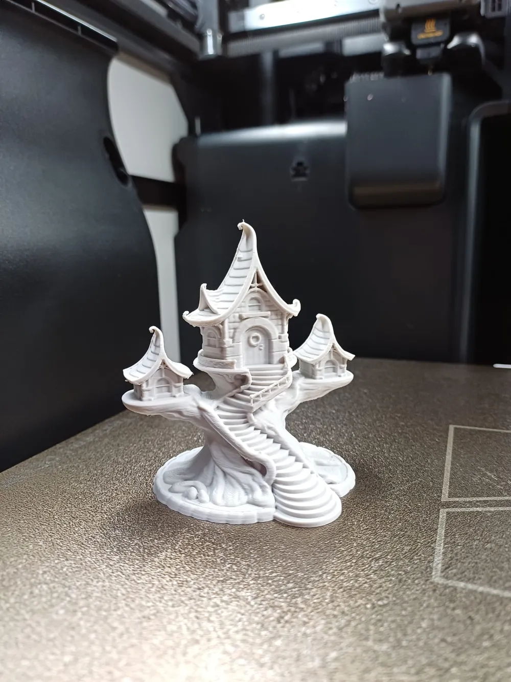 Fantasy Tree House - Free 3D Print Model - MakerWorld