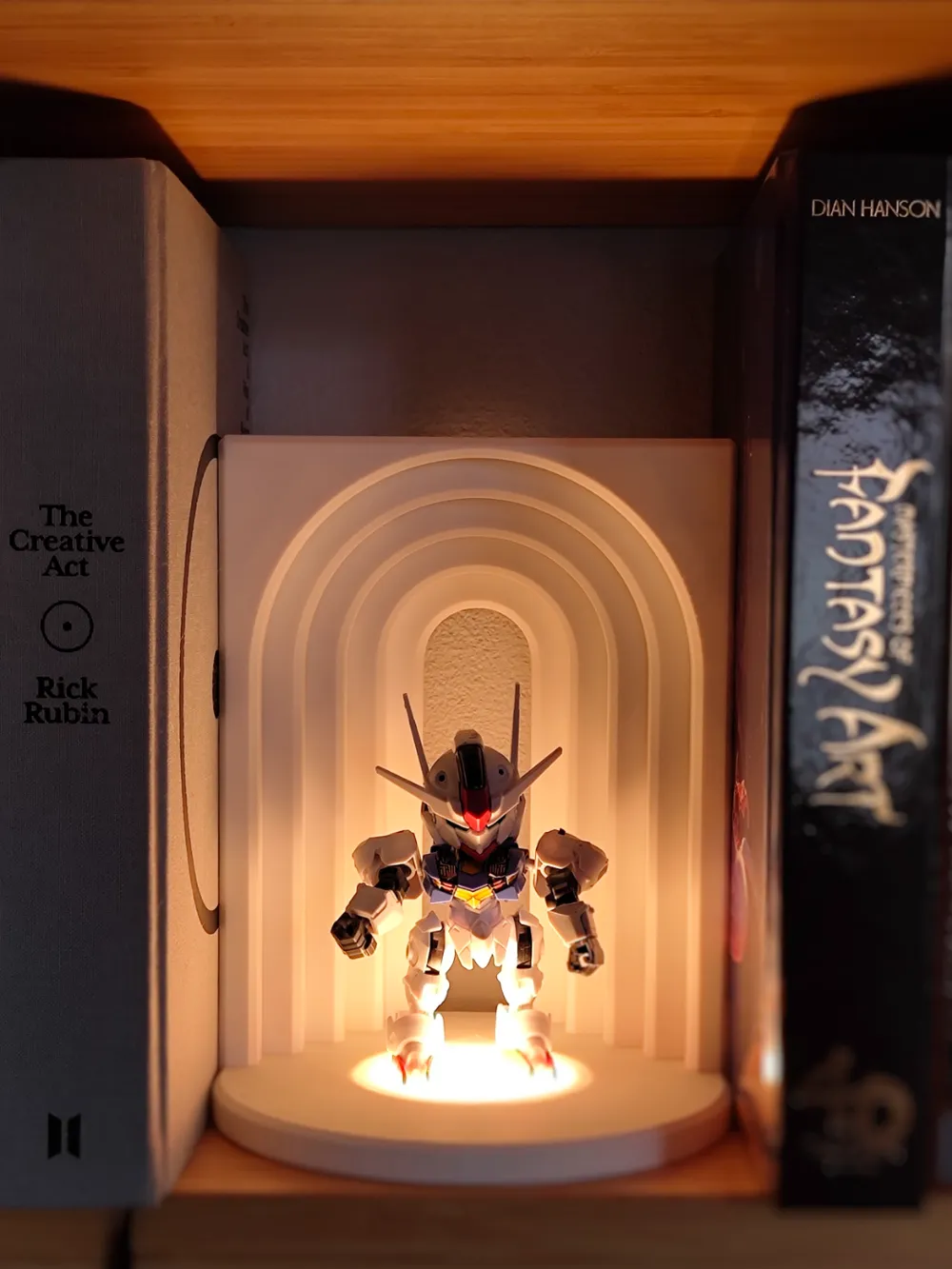 Toy Art Display Stand / Book Nook (LED Lamp 001) by Stradifull - MakerWorld