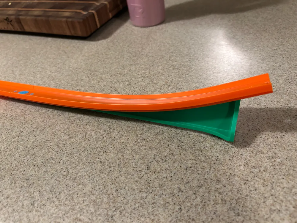 Rampa Deslizante de Hot Wheels por HumbleBee - MakerWorld