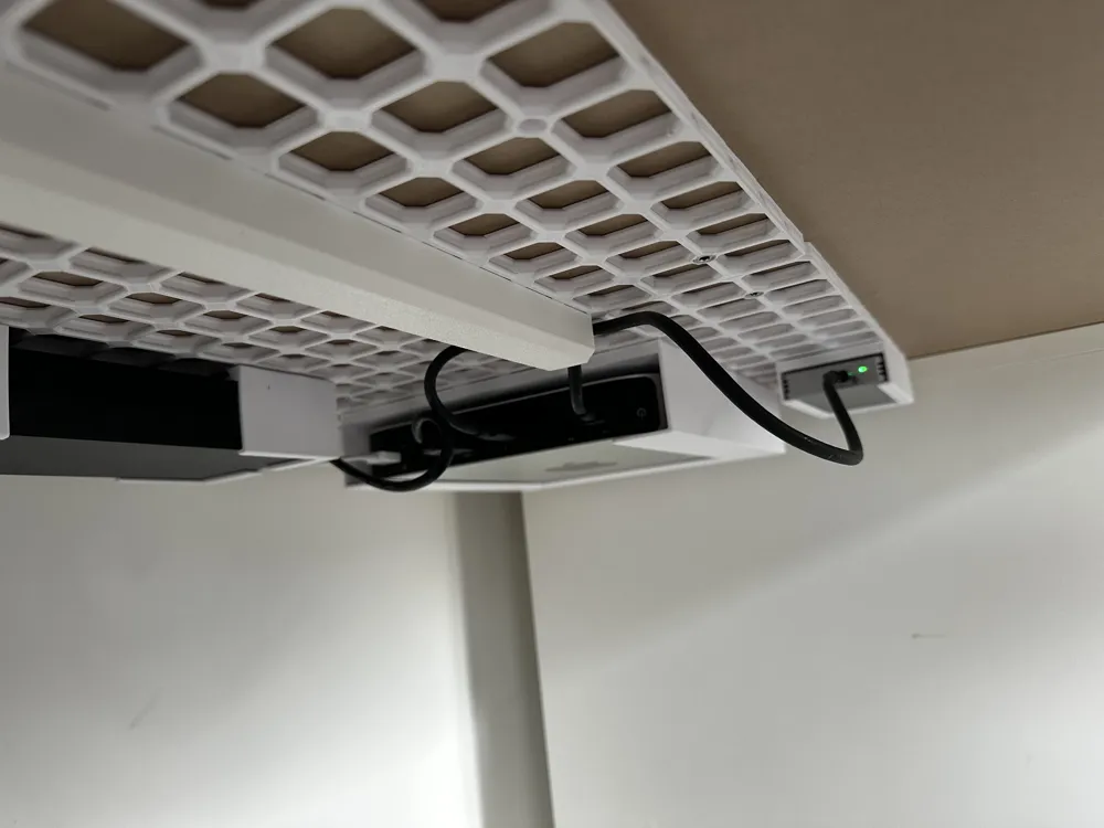 Mac mini m1 (old size) holder for opengrid - Free 3D Print Model ...