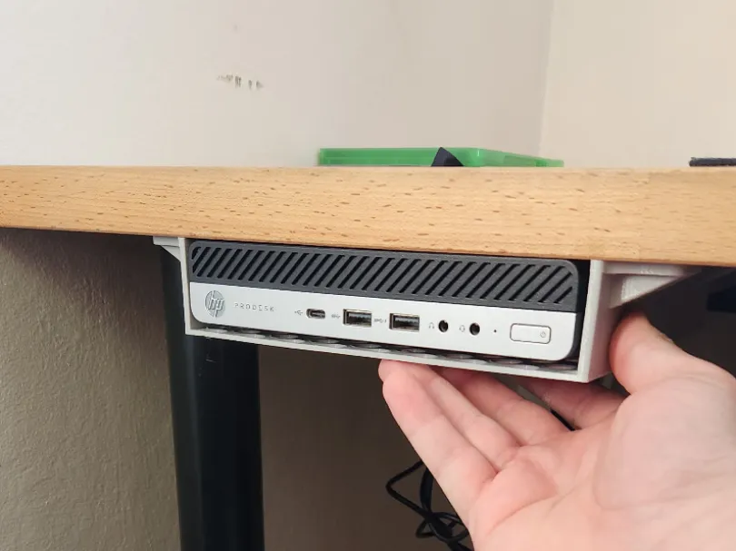 迷你电脑支架 来自 TheBeanMan - MakerWorld