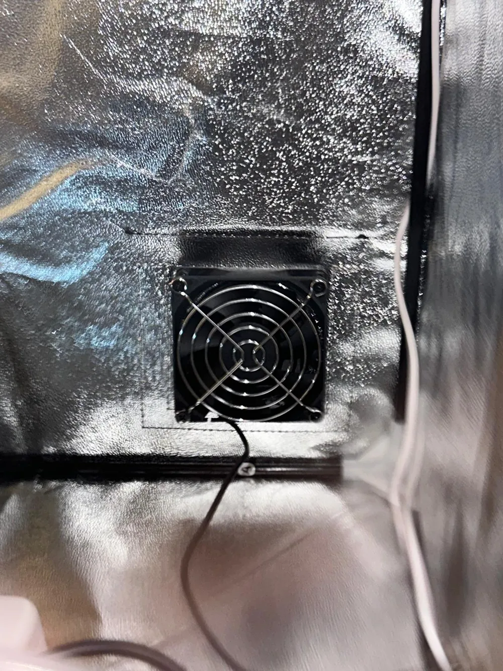 Low-Profile 90° Enclosure Air Filter Mount - Free 3D Print Model ...
